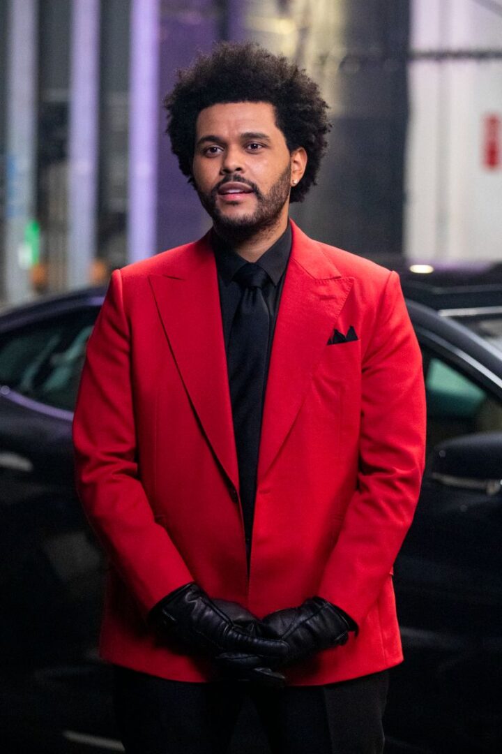 The Weeknd Net Worth & Girlfriend - Famous People Today