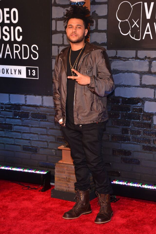 The Weeknd Net Worth & Girlfriend - Famous People Today