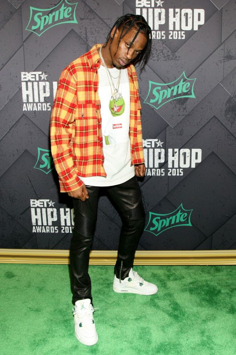 Travis Scott Net Worth & Girlfriend - Famous People Today