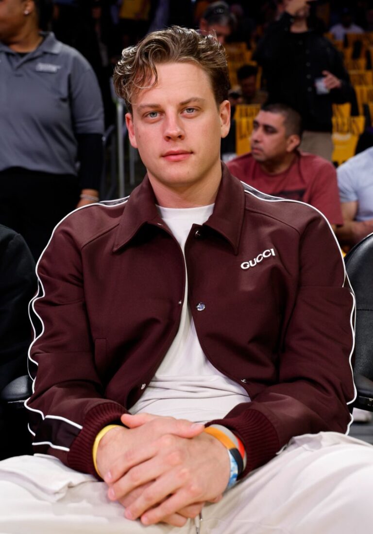 Joe Burrow Net Worth & Girlfriend - Famous People Today