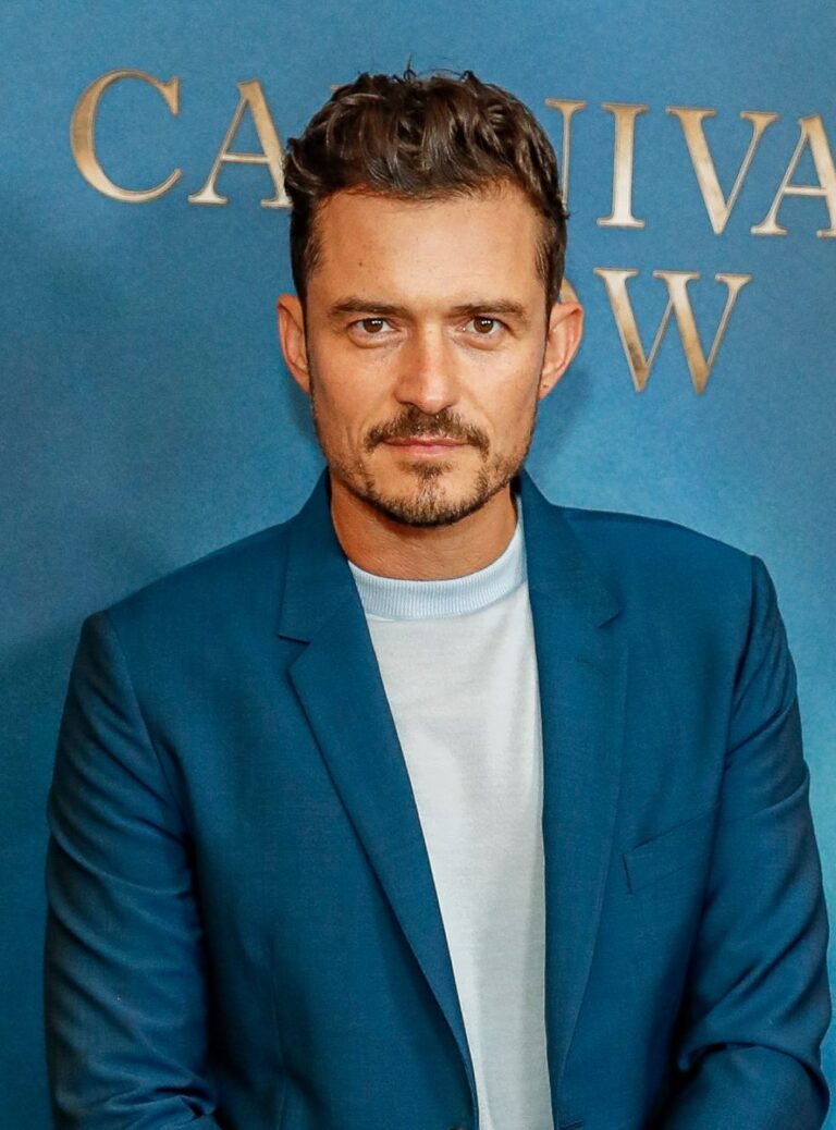 Orlando Bloom Net Worth & Ex-Wife - Famous People Today