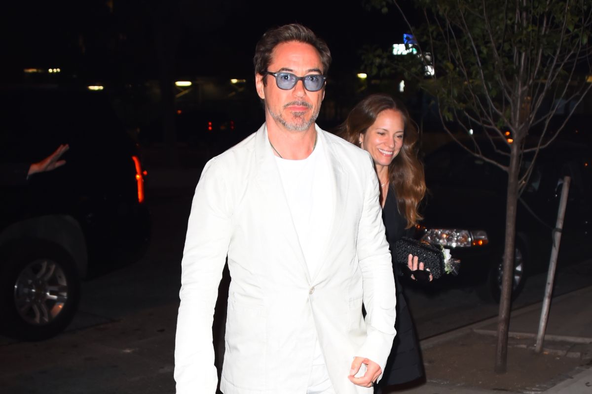 Robert Downey Jr. Net Worth & Wife - Famous People Today