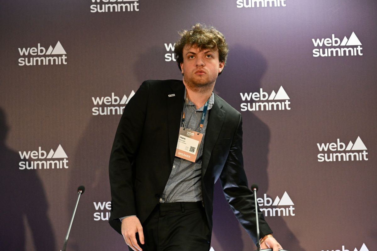 Hans Niemann Net Worth - Famous People Today